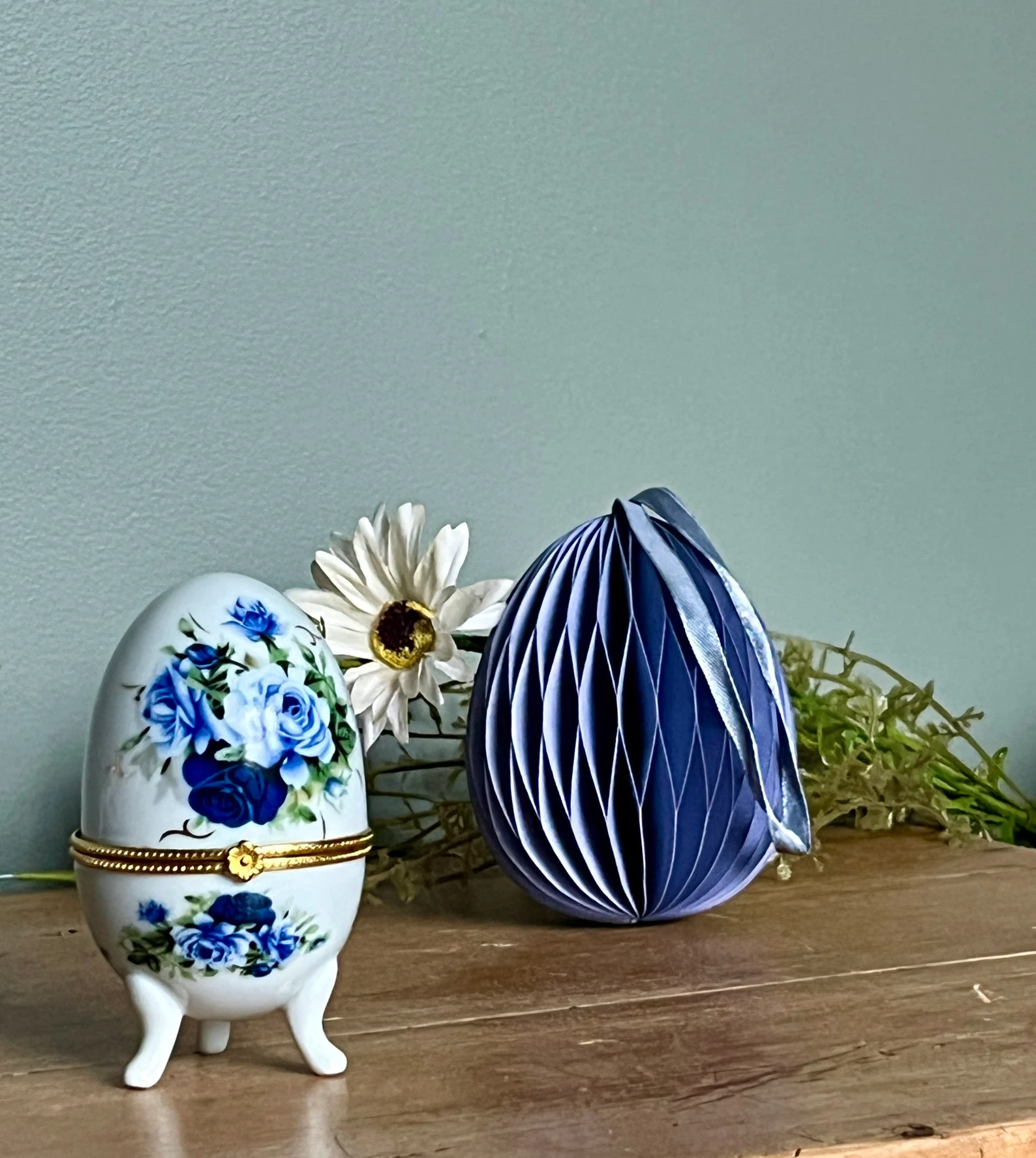 Beautiful blue and white ceramic trinket egg standing on three legs ...